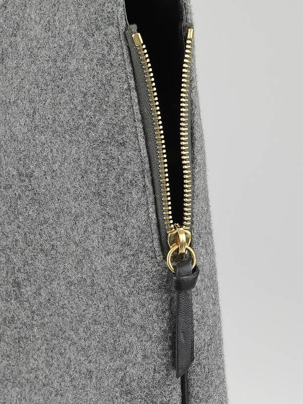 Yves Saint Laurent Grey Flannel Large Metropolis Tribute Bag Yves Saint Laurent Grey Flannel Large Metropolis Tribute Bag