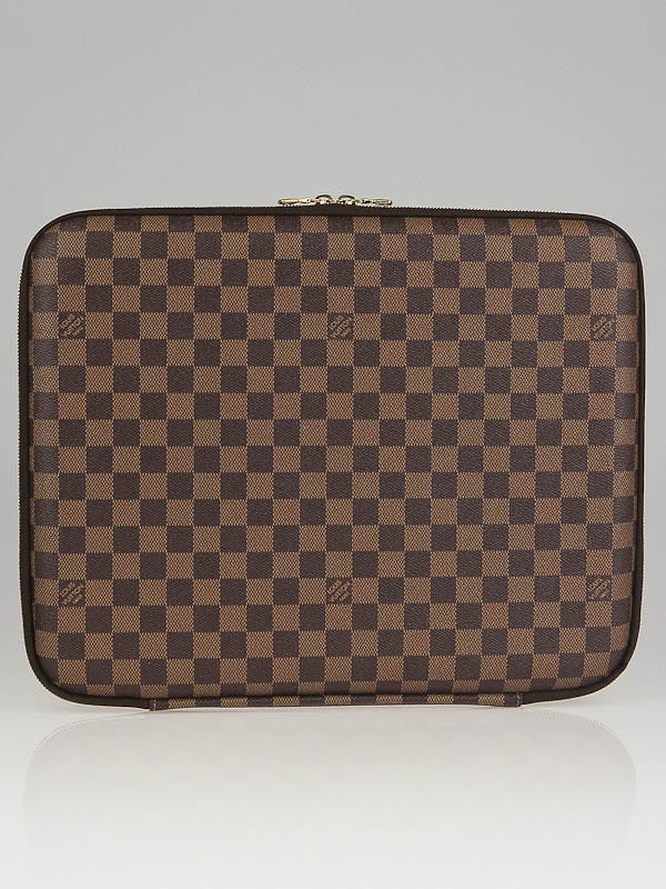 Louis Vuitton Damier Canvas Laptop Sleeve 15" | Yoogi's Closet