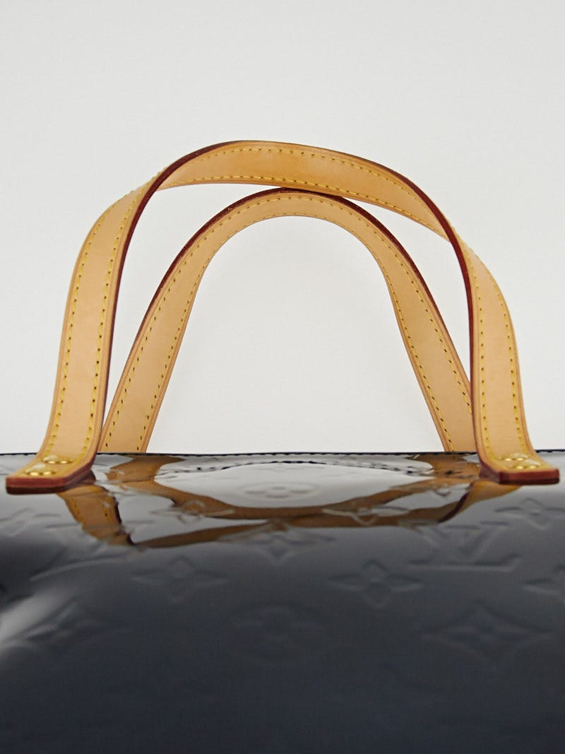 Louis Vuitton Bleu Nuit Monogram Vernis Bellevue PM Bag Louis Vuitton Bleu Nuit Monogram Vernis Bellevue PM Bag