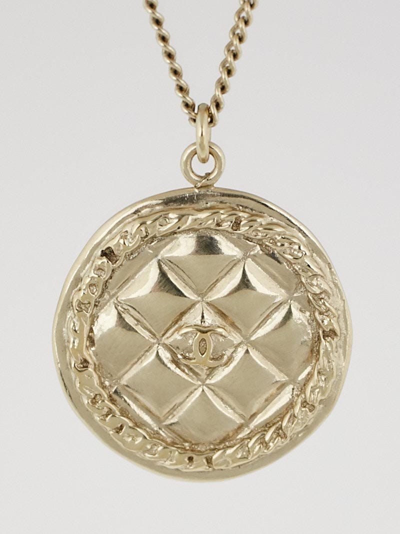 Chanel Goldtone Metal Quilted CC Medallion Necklace | Yoogi's Closet