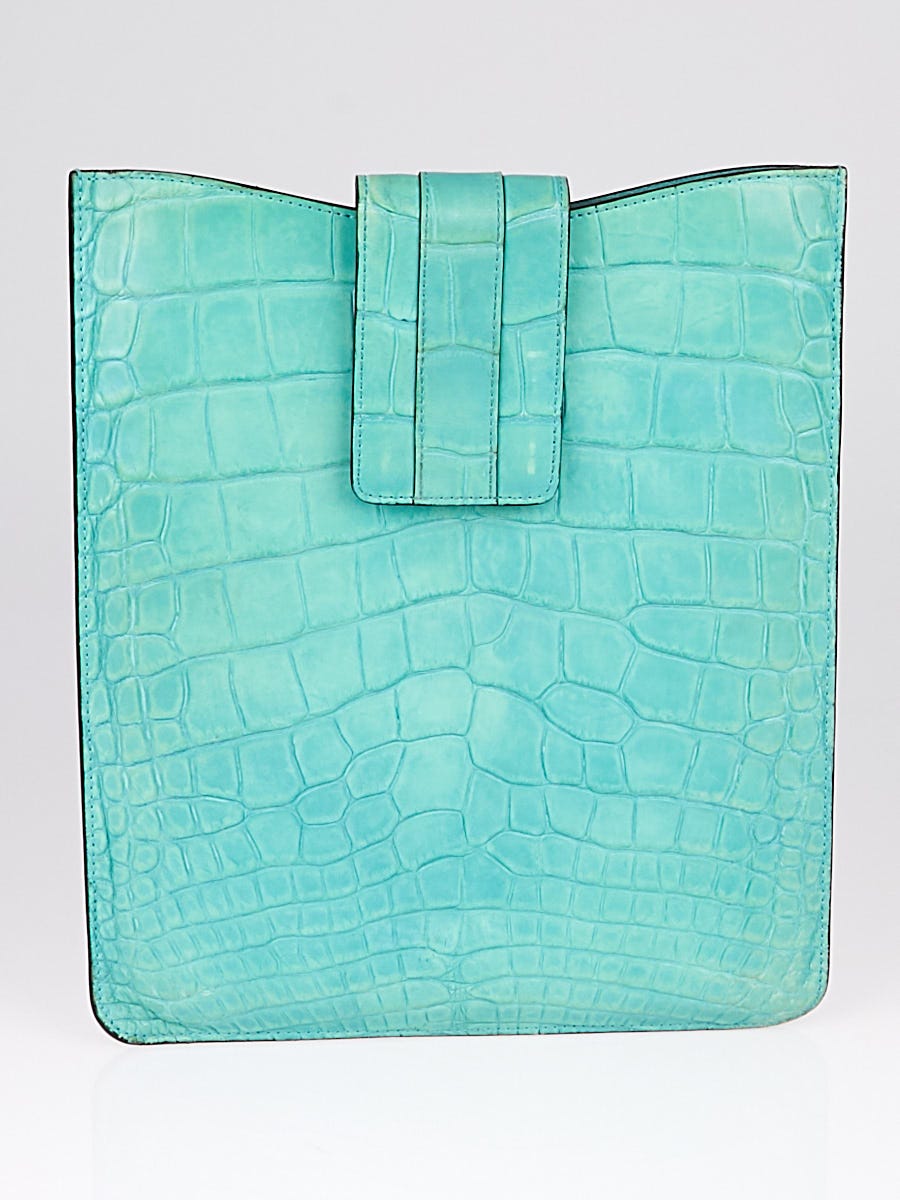 Gucci Turquoise Alligator iPad Case | Yoogi's Closet