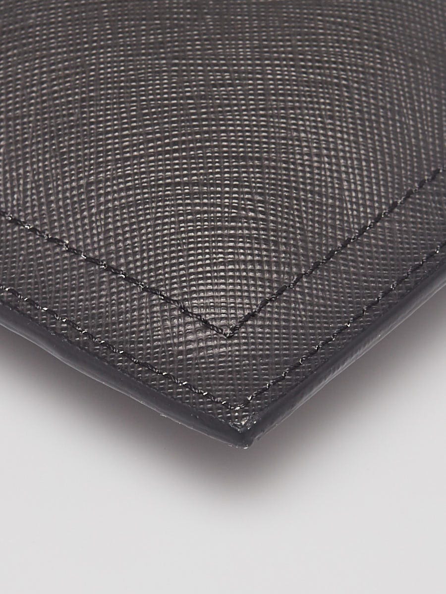 Givenchy Black Textured Coated Canvas Bambi Print Zip Givenchy Black Textured Coated Canvas Bambi Print Zip