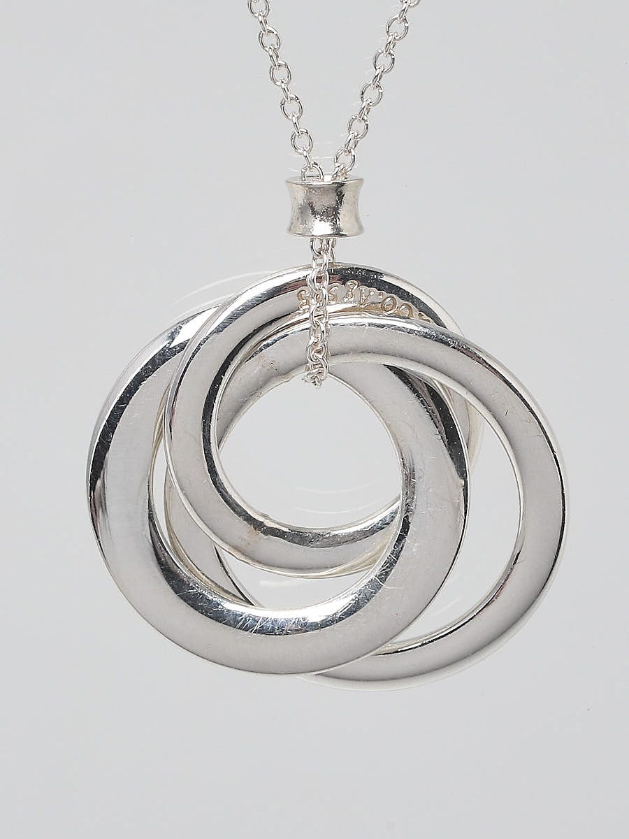 Tiffany & Co. Sterling Silver Interlocking Circles Pendant Necklace ...