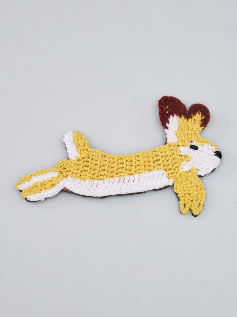 Gucci Yellow/White Knit Fabric Bunny Brooch | Yoogi's Closet