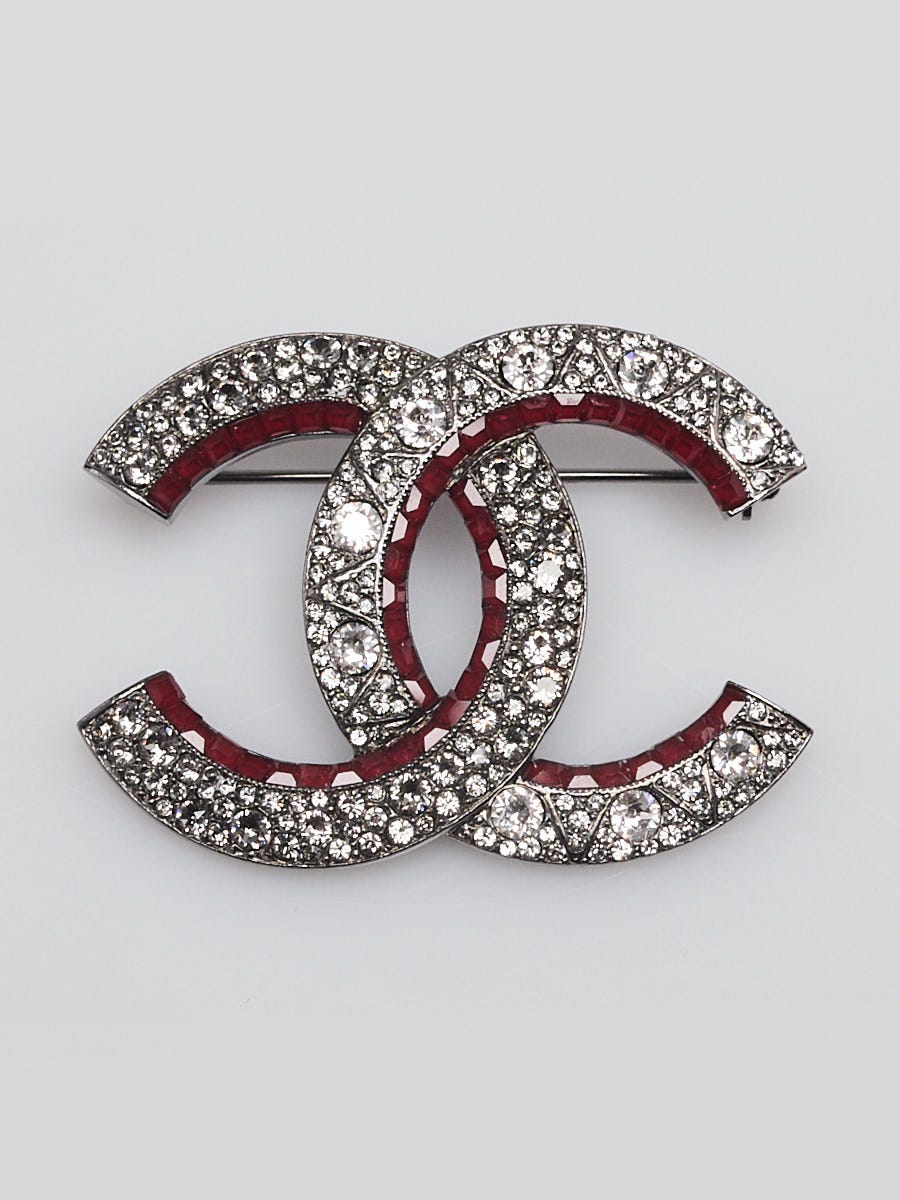 Chanel Ruthenium Metal Red Crystal CC Brooch | Yoogi's Closet