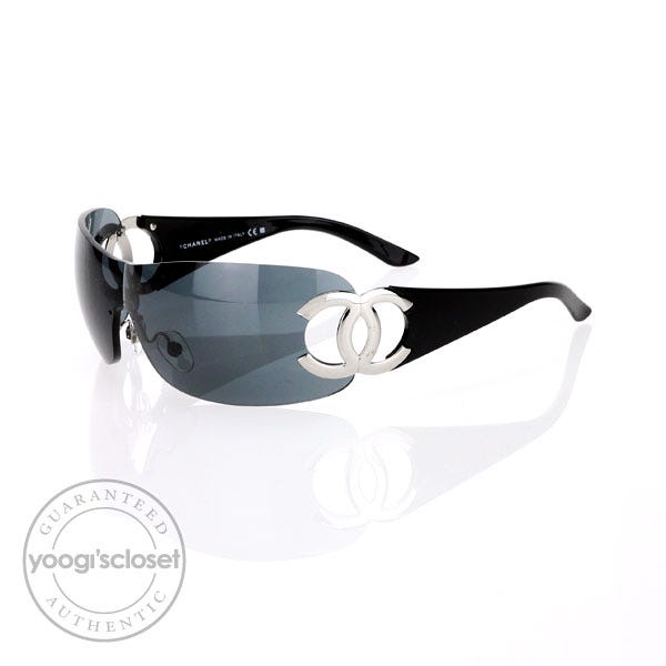 Chanel Black Gradient Lens Rimless Shield CC Logo Sunglasses | Yoogi's ...